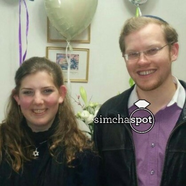 Engagement of Aaron Schoemann and Batya Goodman - Simcha Spot