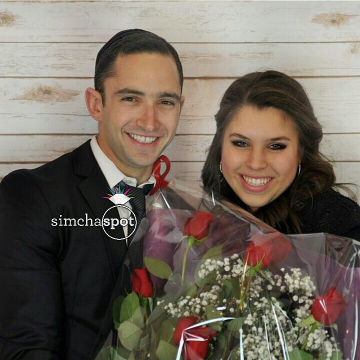 Engagement of Sruly Yudkowsky and Faigy Klapper (2 Pics) - Simcha Spot
