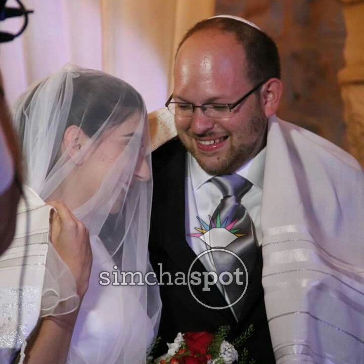 Wedding of Danny Newmark and Ronit Steinberg (2 Pics) - Simcha Spot