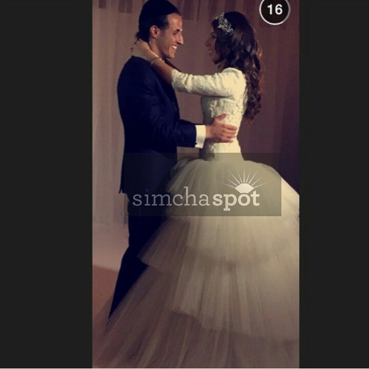 Wedding of Bella Saadia and Yossi Kbabieh (2 Pics) - Simcha Spot