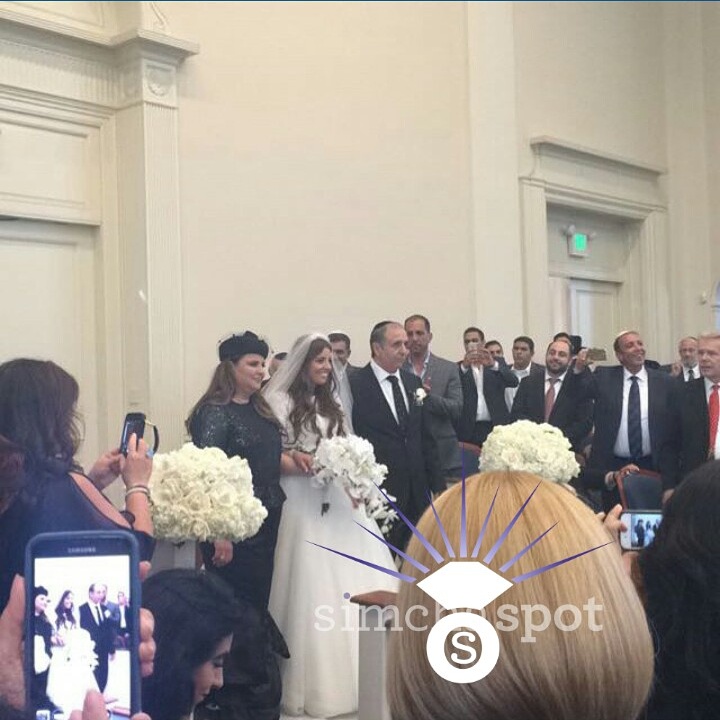 Wedding of Rafi and Danielle Aghlar (3 Pics) - Simcha Spot