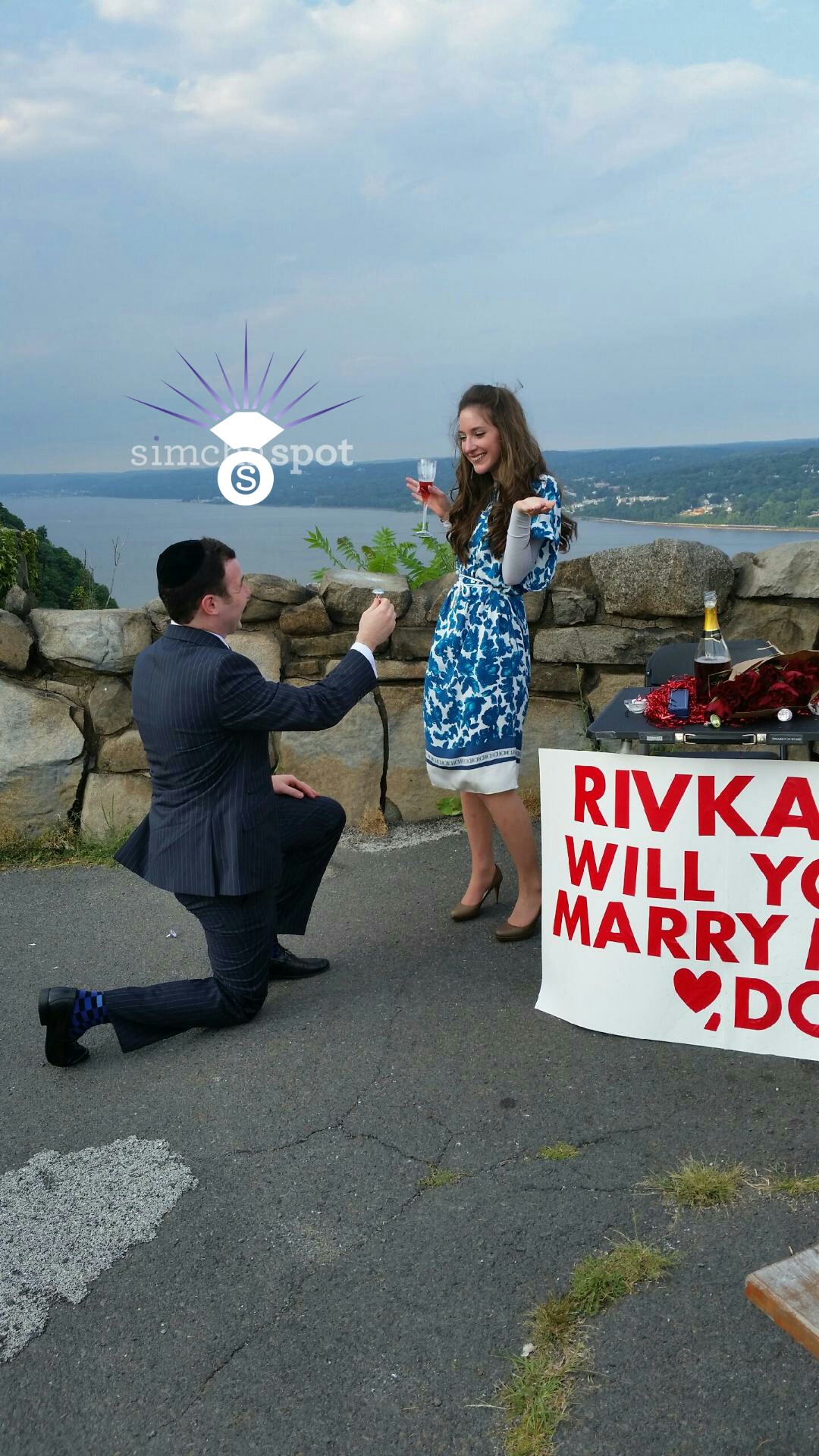 Engagement of Dovi Goldstein and Rivka Katz (2 Pics) - Simcha Spot