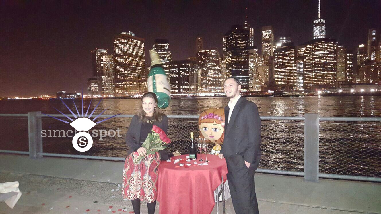Engagement of Shaindy Weiss and Motty Rosinger - Simcha Spot