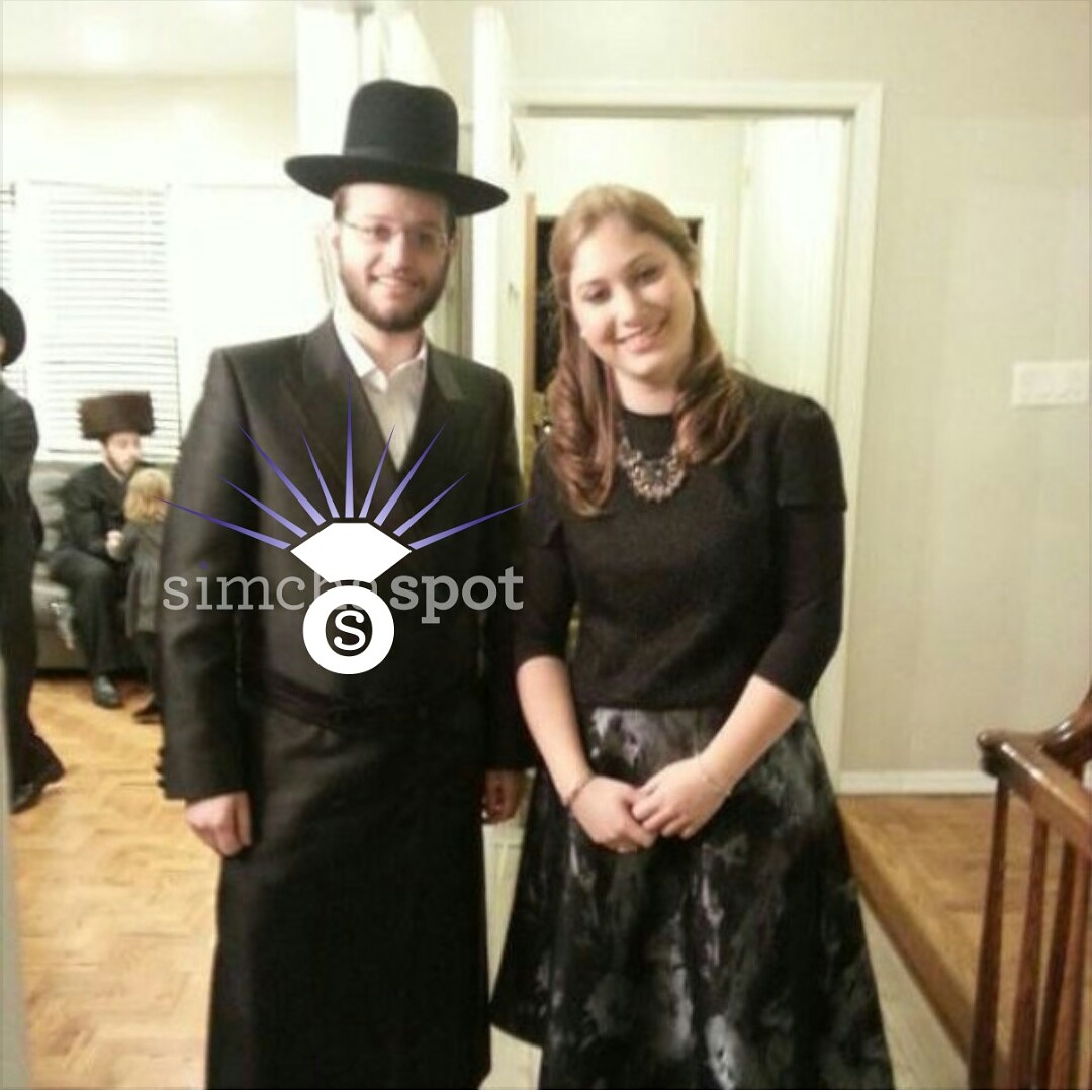 Engagement of Shia Rosenfeld and Reichel Zelig (2 Pics) - Simcha Spot
