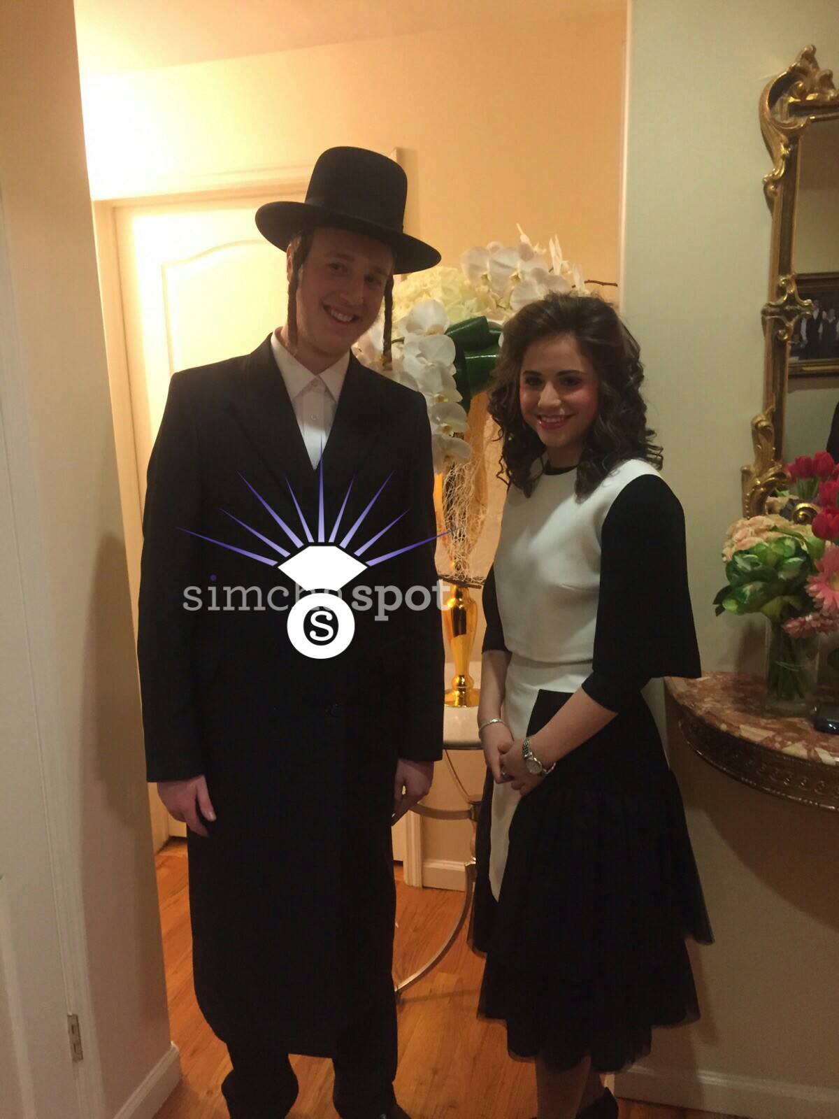 Engagement of Volvi Landau and Chani Green (2 Pics) - Simcha Spot