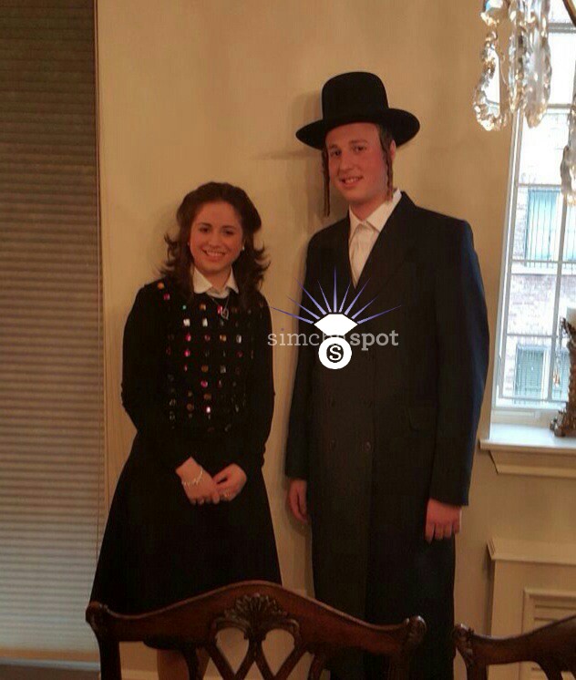 Engagement of Volvi Landau and Chani Green (2 Pics) - Simcha Spot