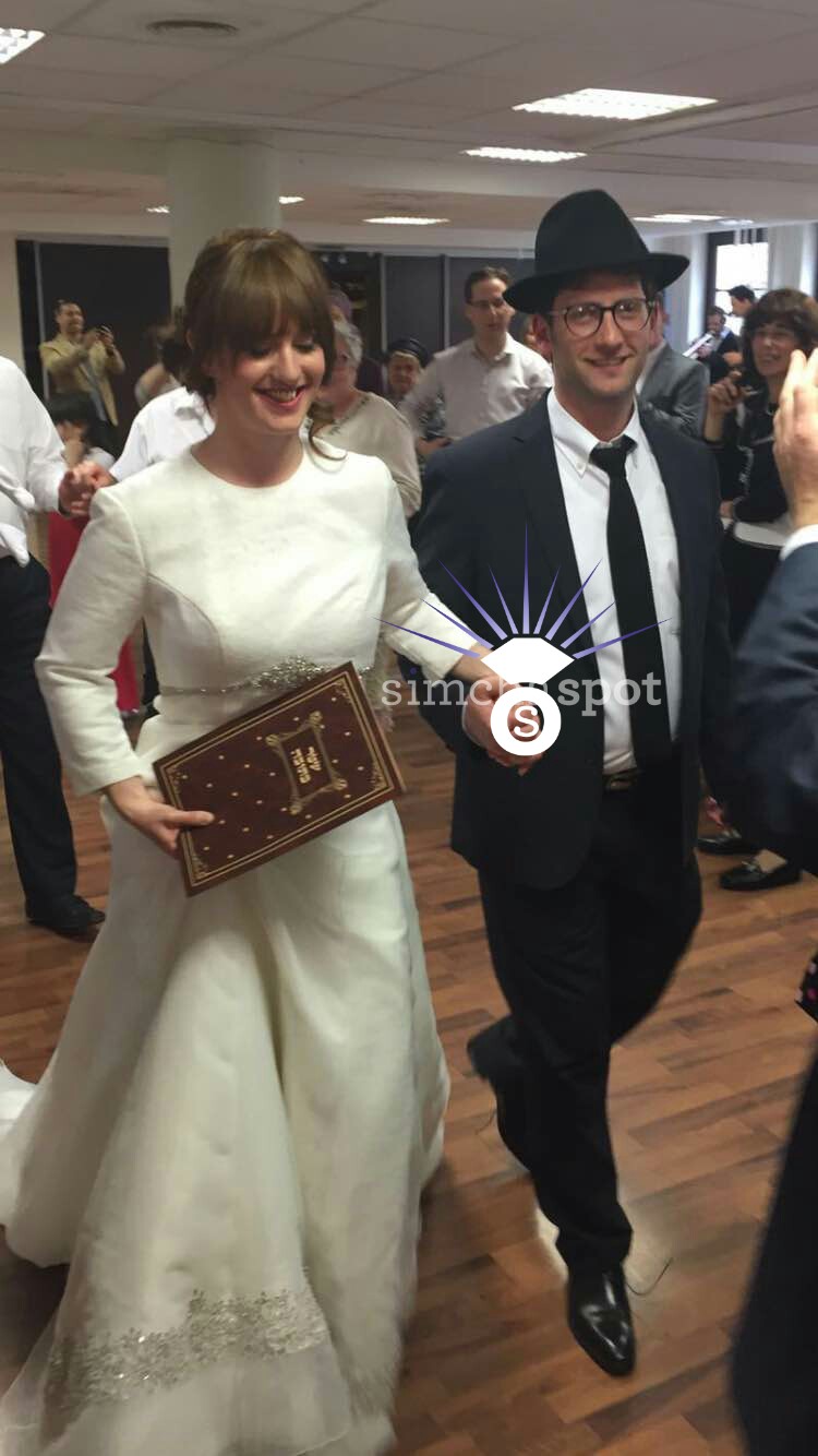 Wedding of Baruch and Aniko Thaler (Budapest/New York) (2 Pics ...