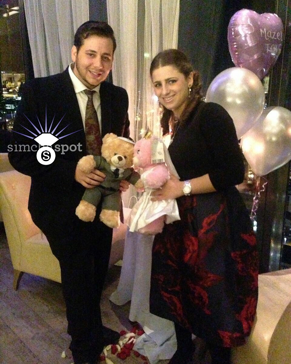 Engagement of Troy Dinowitz (Manchester) and Brocha Harris (Manchester ...