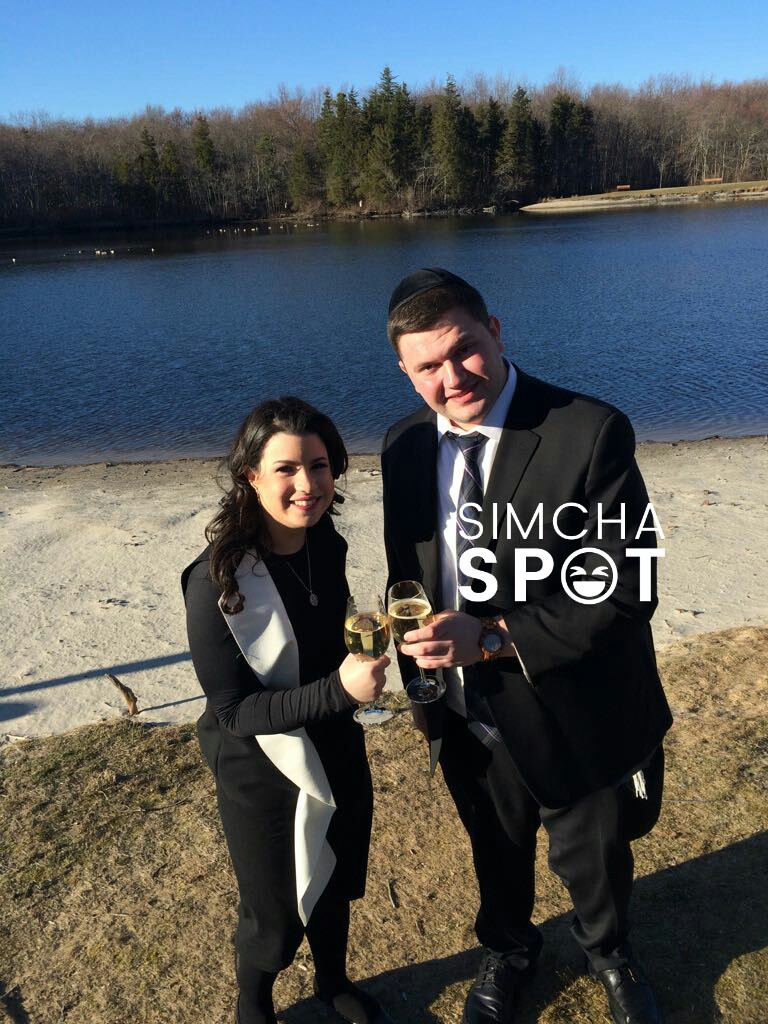 Engagement of Rachel Waxman and Dovi Kreps (Minneapolis) | simchaspot.com